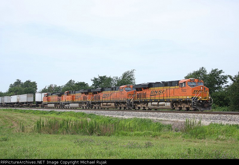 BNSF 7602
